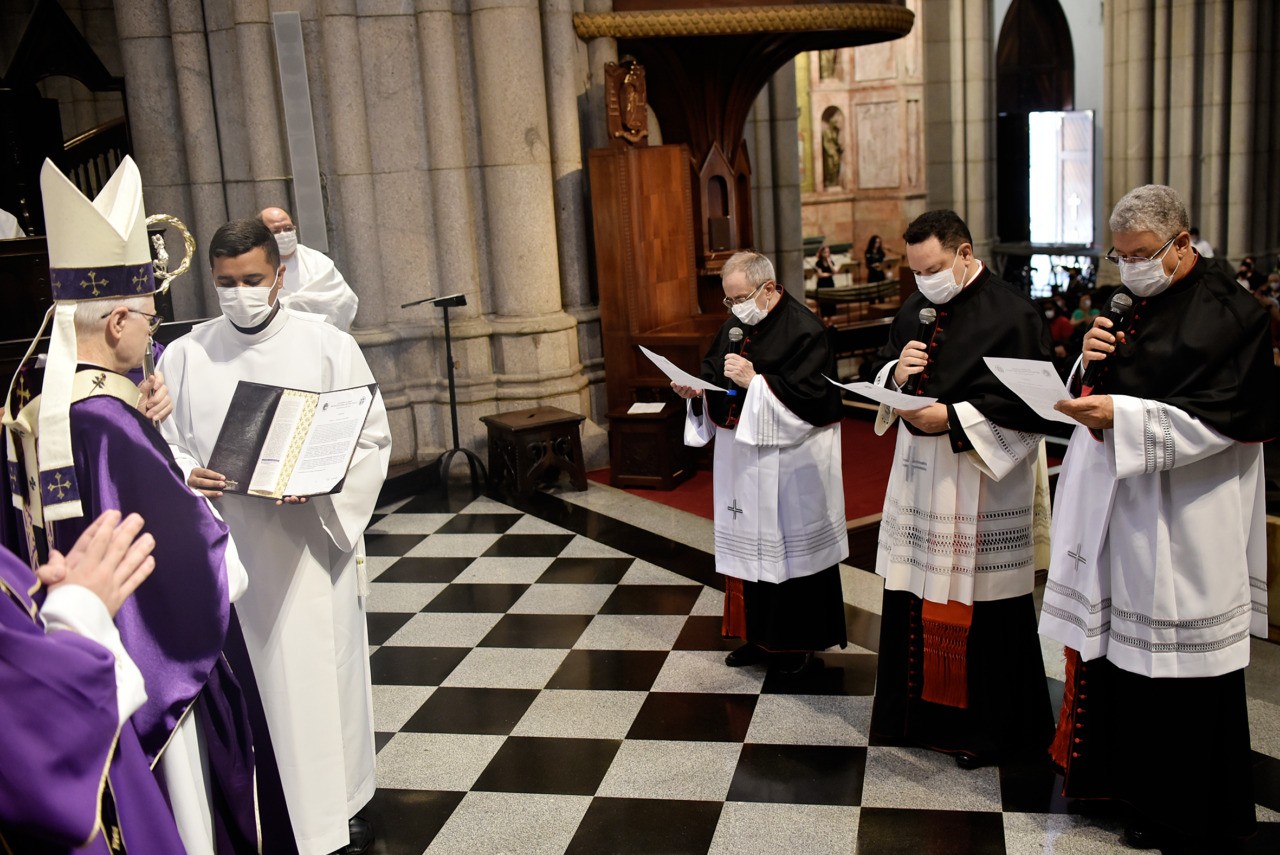Cardeal Scherer institui três novos cônegos na Arquidiocese de São ... Cardeal Scherer institui três novos cônegos na Arquidiocese de São ...