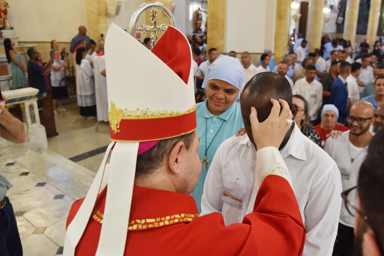 Vidas restauradas pela força do Espírito Santo - Jornal O São Paulo